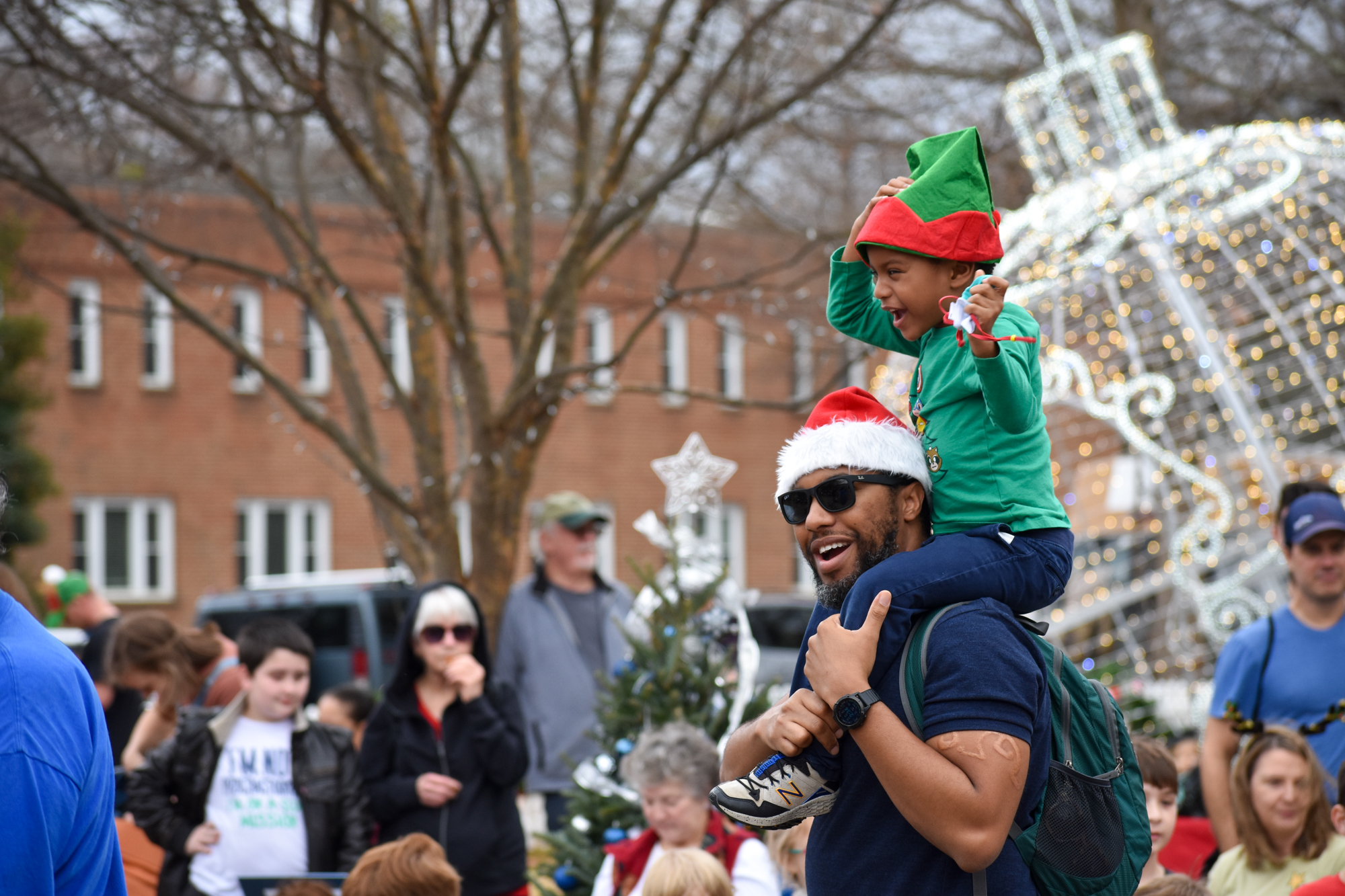 Photos: 2021 Cary Jaycees Christmas Parade – CaryCitizen